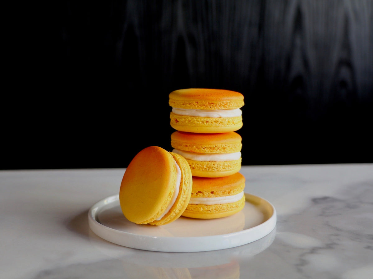 Mango Macarons – Baking Maniac