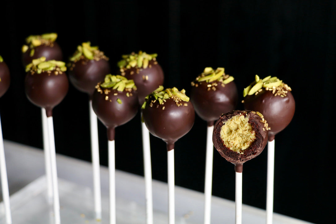 Pistachio Filled Cake Pops – Baking Maniac