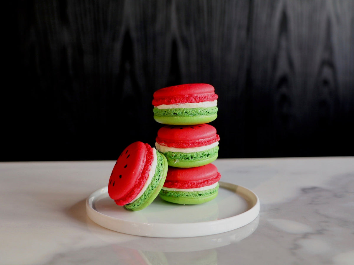 Watermelon Macarons – Baking Maniac