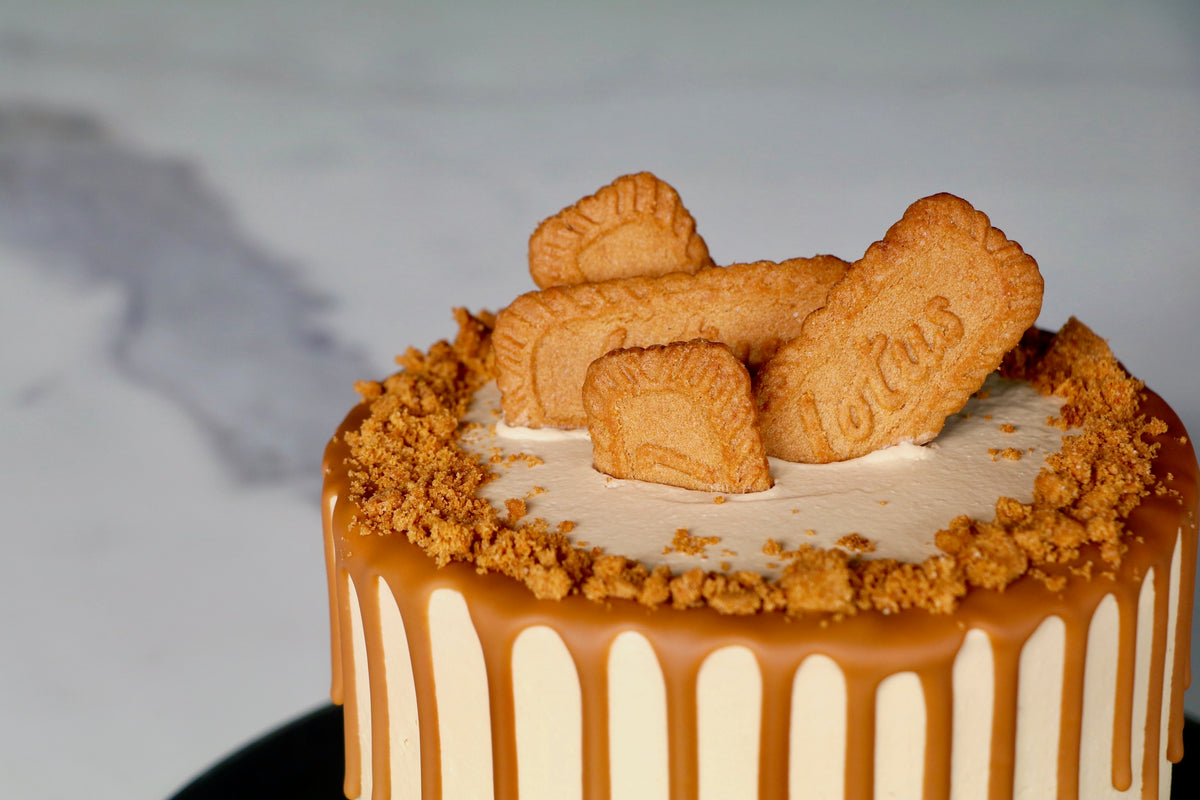 Lotus Buttercream Cake | Baking Maniac – Baking Maniac