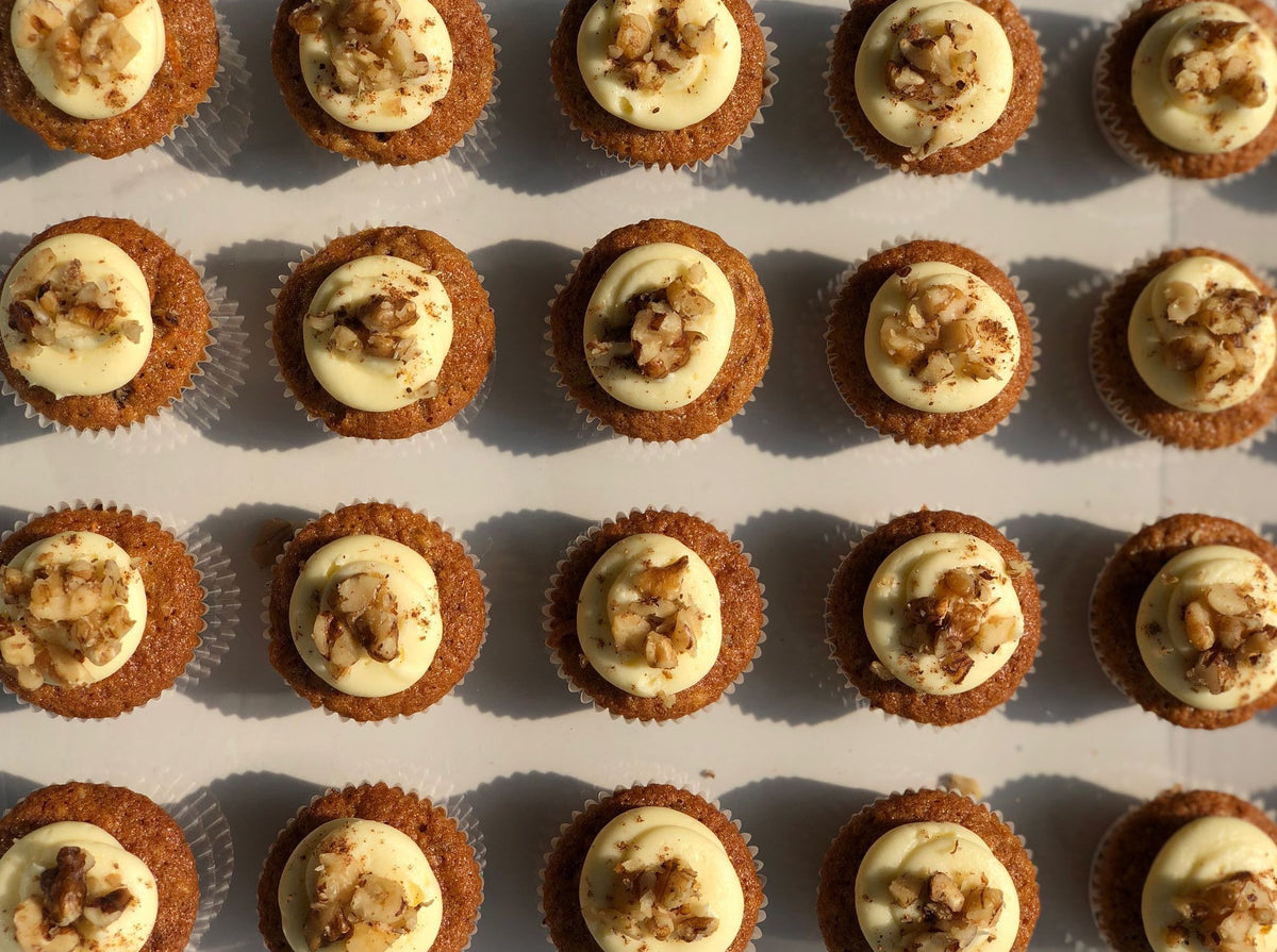 Mini Carrot Cupcakes – Baking Maniac